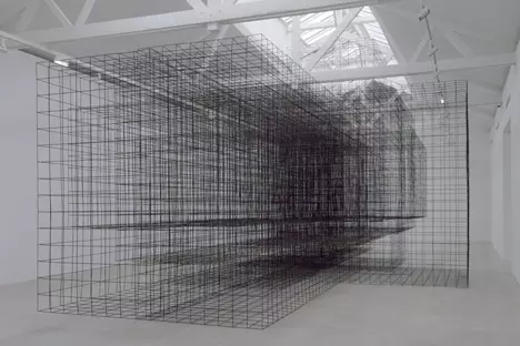 Tino Lua saunia e Antony Gormley i Thaddaeus Ropac Galerie