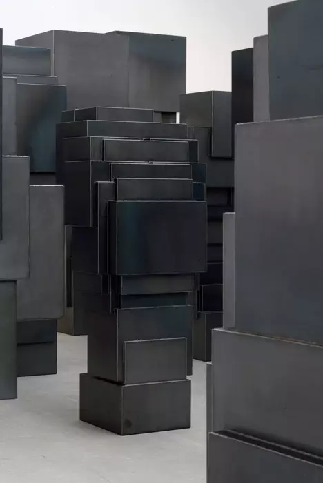 Vatana faharoa nataon'i Antony Gormley tao amin'ny Thaddaeus Ropac Galerie