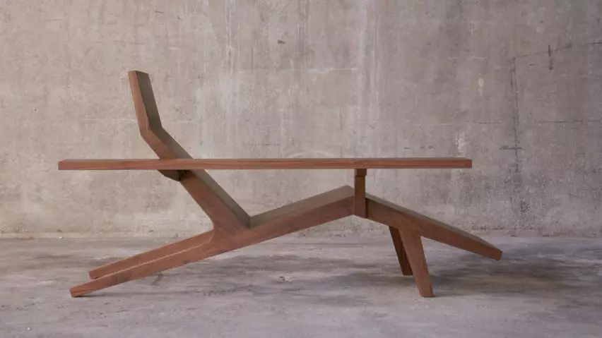 Křeslo Liberty Lounger od Joep van Lieshout pro Moooi