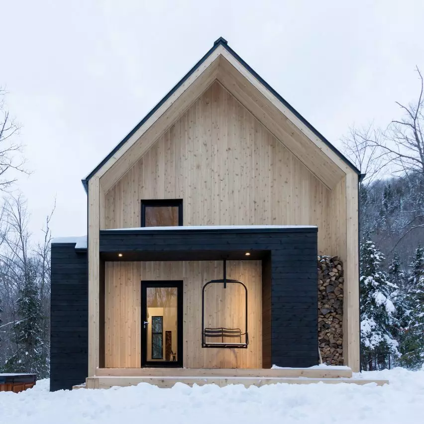 Villa-boreale-cargo-architecture-residential-quebec-canada-dave-tremblay_dezeen_sq