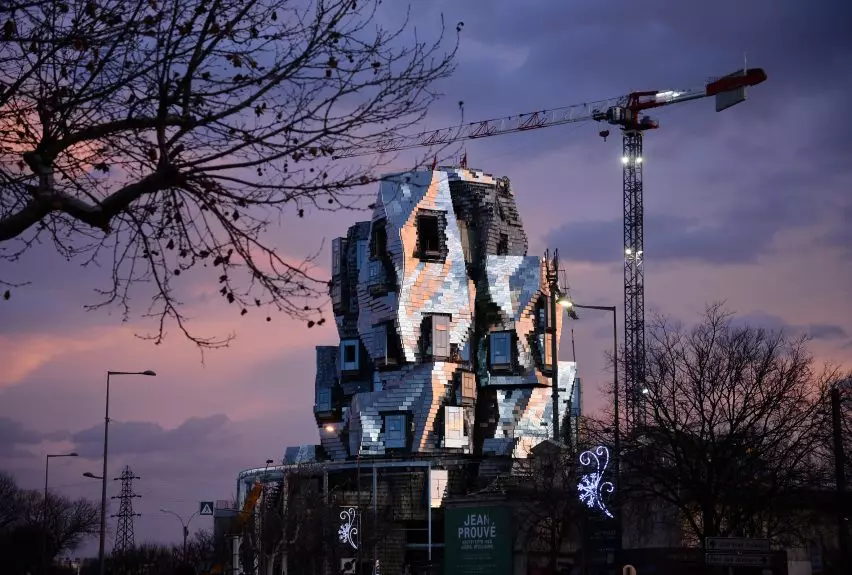 Hasumiyar Luma Arles ta Frank Gehry