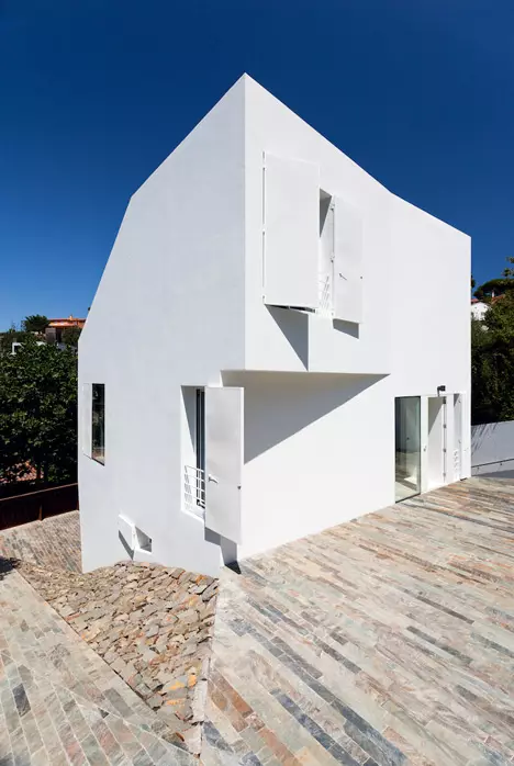 ເຮືອນ Vallvidrera ໂດຍ YLAB Arquitectos