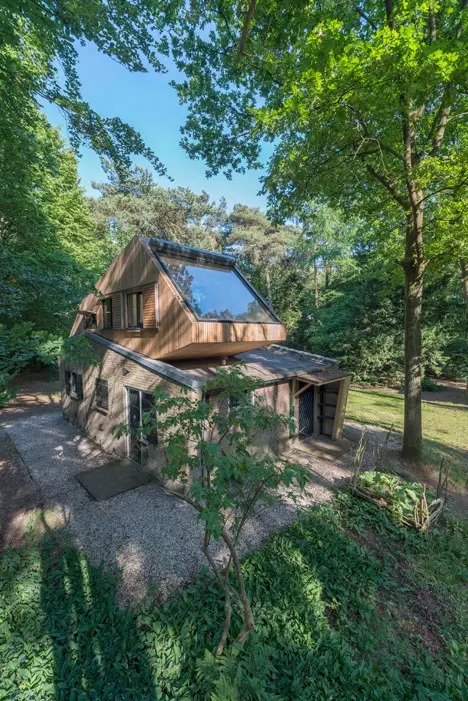 Transformation Forest House door Bloot Architecture