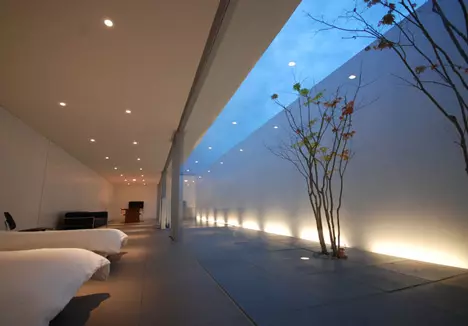 Minimalist House από τη Shinichi Ogawa & Associates