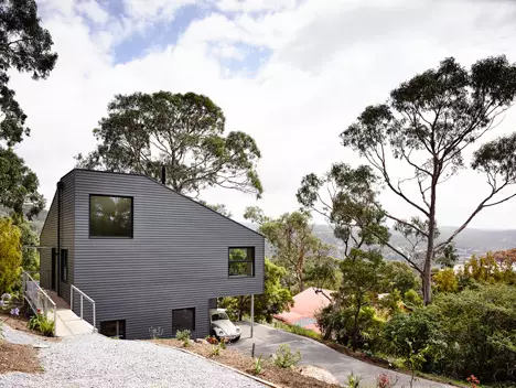 Lorne Hill House od Will Harkness Architecture