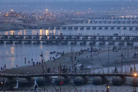 Kumbh Mela em Allahabad, Índia - 52 semanas, 52 cidades, por Iwan Baan