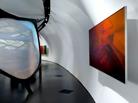 Une Architecture au Mobile Art Pavilion par Zaha Hadid