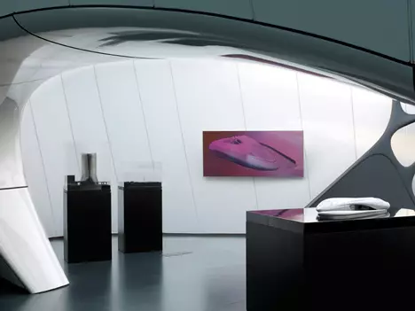 Une Architecture au Mobile Art Pavilion par Zaha Hadid