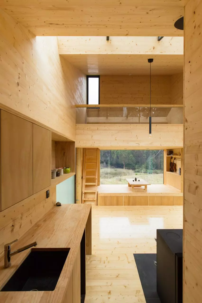 Bruny Island Cabin minn Maguire + Devin