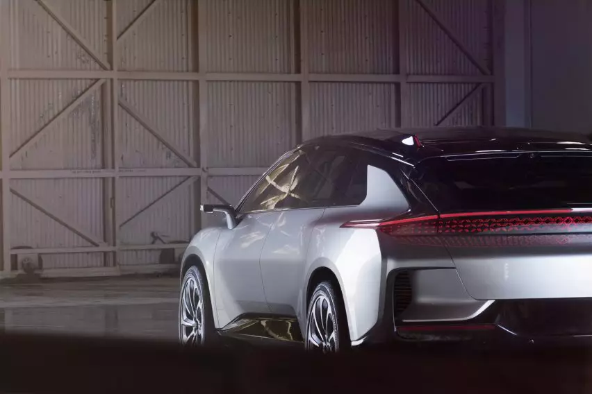 ff91-electric-cars-transport-design-vehicles-ces-2017_dezeen_dezeen_2364_col_12