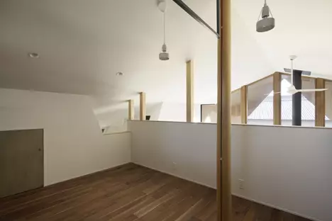 Origami House door TSC Architects in Japan