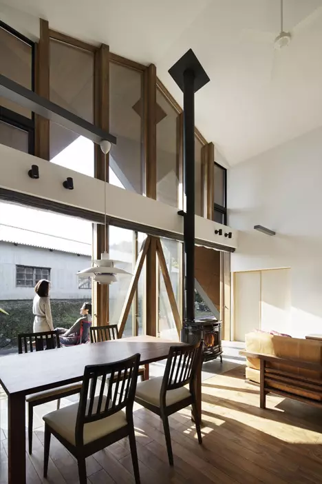 Origami House ng TSC Architects sa Japan