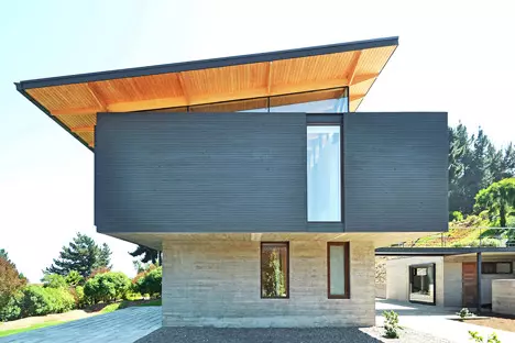 Casa-Chile-Alvaro-Arancibia-Sebastian-Coll_dezeen_468_8