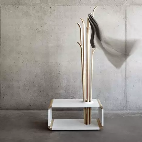 Tilia Coat Stand ni Alicja Prussakowska