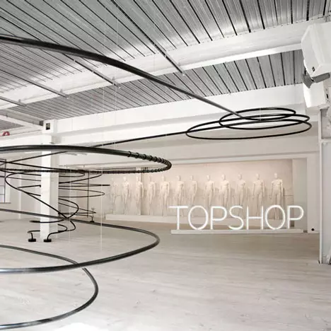 Twister von 42 Architekten für Topshop