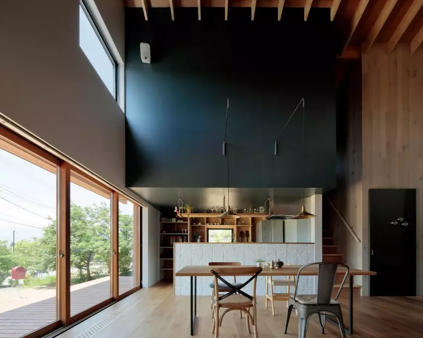 Tab House מאת Takanori Ineyama Architects