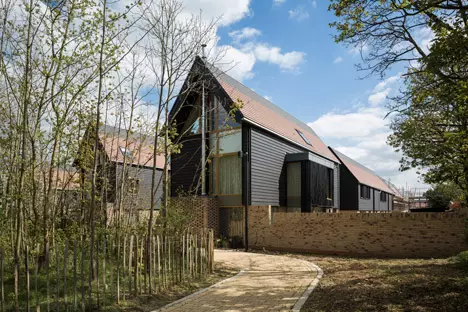 Abode at Great Kneighton của Proctor và Matthews Architects