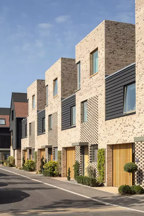 Residência em Great Kneighton por Proctor e Matthews Architects