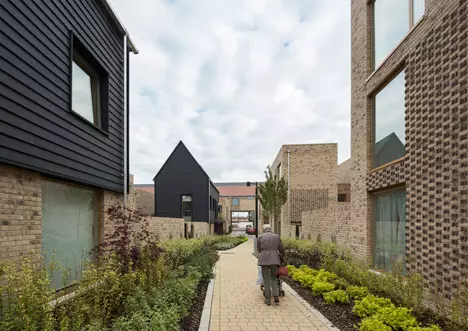 Abode at Great Kneighton của Proctor và Matthews Architects