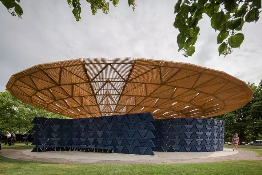 ዲቤዶ ፍራንሲስ ኬሬ Serpentine Pavilion 2017