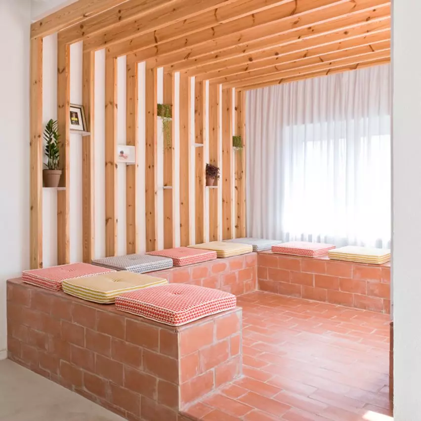 mieszkanie-rocha-casa-alcos-pinterest-dezeen-col2