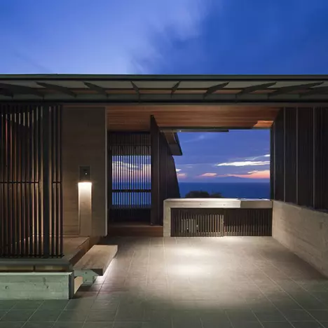 Wind-dyed House by Kazuhiko Kishimoto:acaa