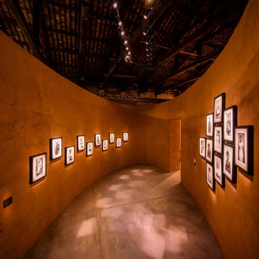 Venice Art Biennale 2019 installation at exhibition na makikita 8729_6