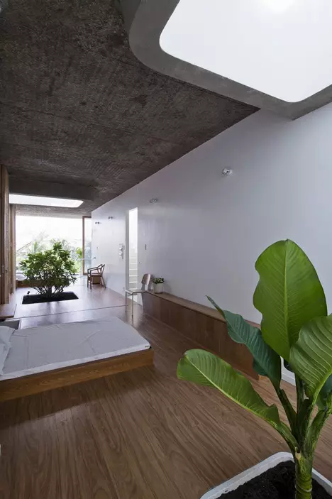 ANH House by Sanuki + Nishizawa