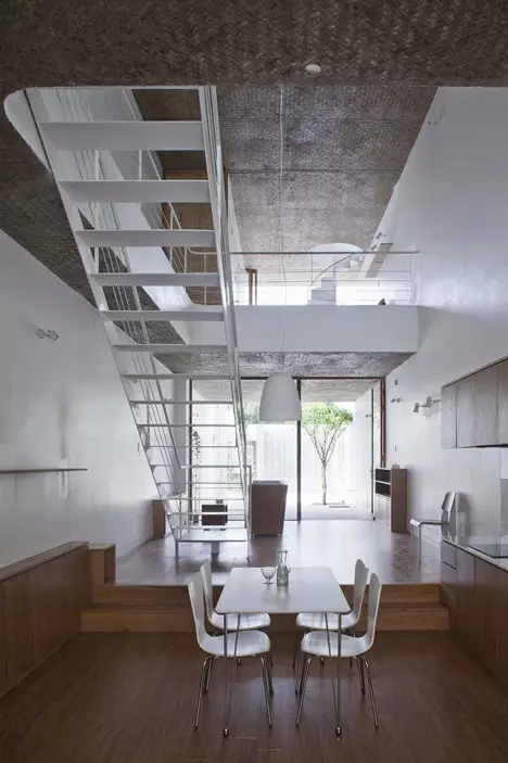 ANH House by Sanuki + Nishizawa