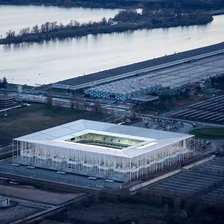 bordeaux-stadium-herzog-de-meuron-dezeen-936