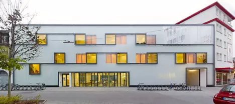 Grammar School në Karlsruhe, Gjermani nga Netzwerk Architekten