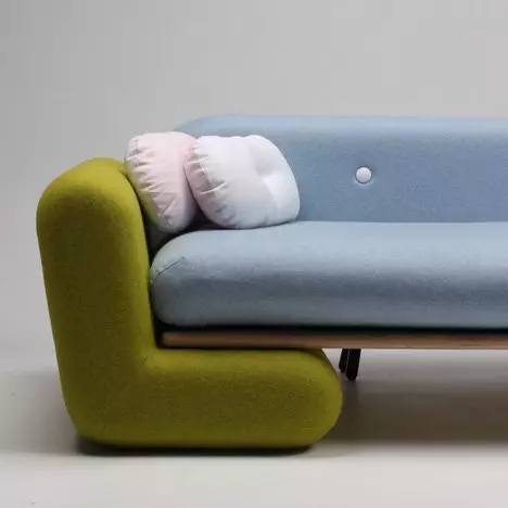 Inclusion Couch Marvin Reber-en eskutik