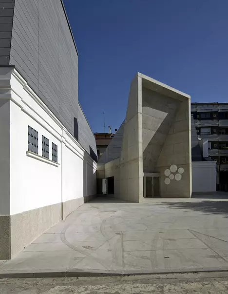 Theater Navolmoral de la Mata von Matilde Peralta del Amo