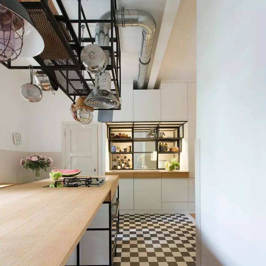 tiled-apartment-interiors-pinterest-dezeen-roundup-08