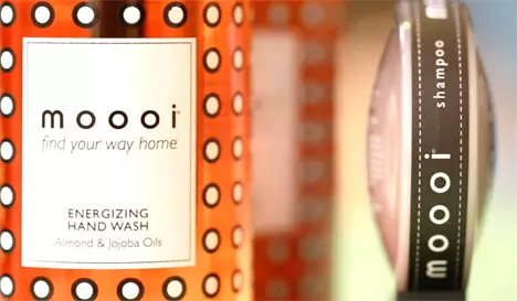 Moooi'nin oteller için banyo ve duş ürünleri yelpazesi