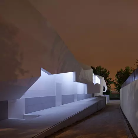 Ile ni Oporto nipasẹ Alvaro Siza