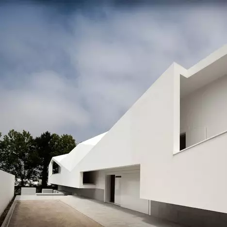 Xanî li Oporto ji hêla Alvaro Siza ve