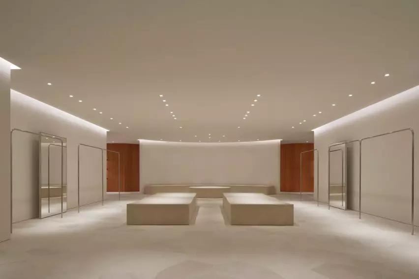 John Pawson imzalı Jil Sander Japonya amiral gemisi