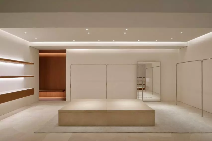 John Pawson imzalı Jil Sander Japonya amiral gemisi